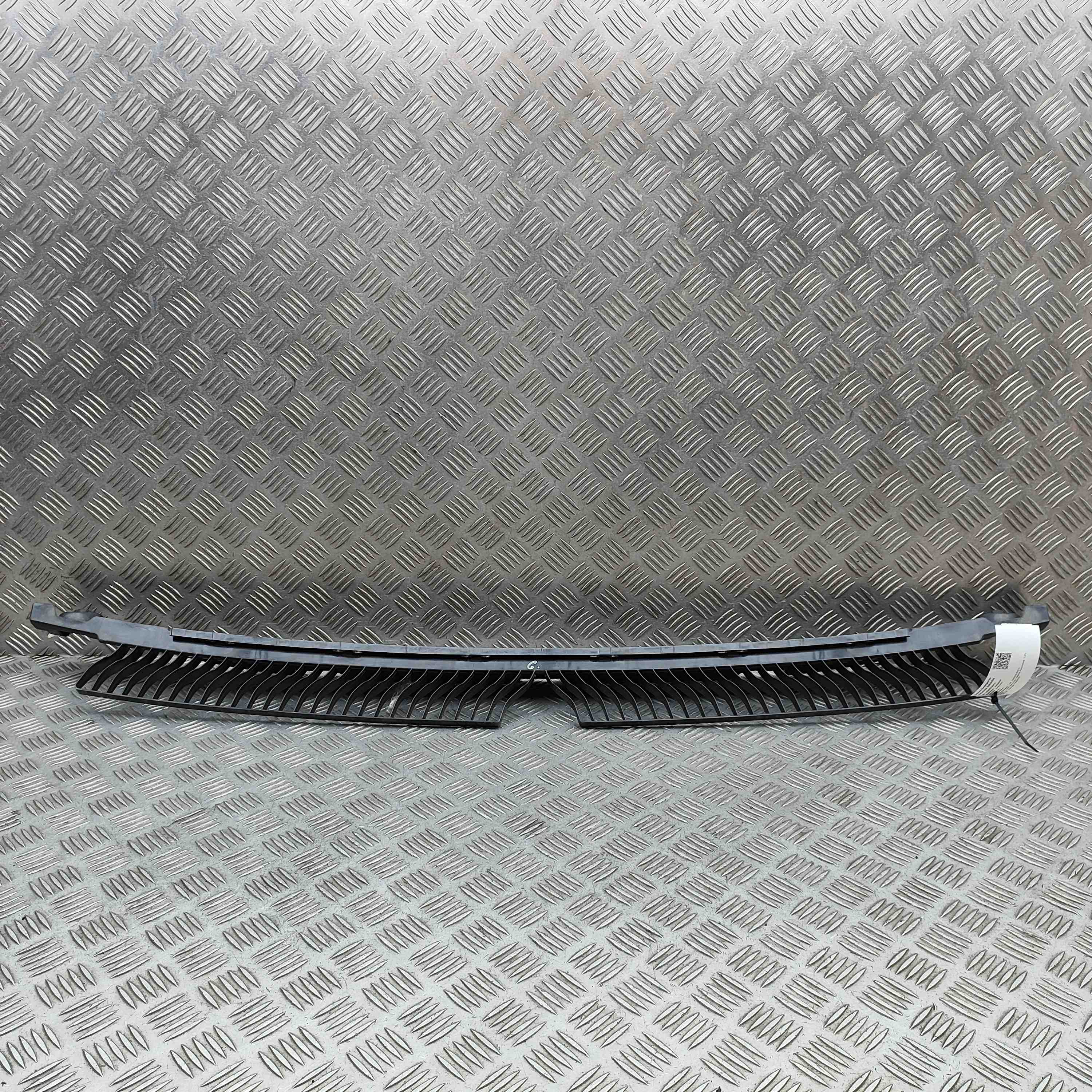 Rear bumper bracket VW TAYRON (R41) 1.5 eHybrid 29458905 | B-Parts