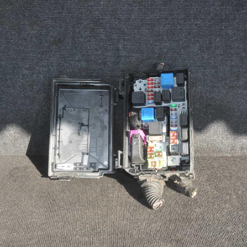 Fuse box OPEL CORSA D (S07) 1.2 (L08, L68) 6730430 | B-Parts