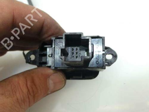 Right rear window switch VOLVO V50 (545) 2.0 D 1335523 | B-Parts