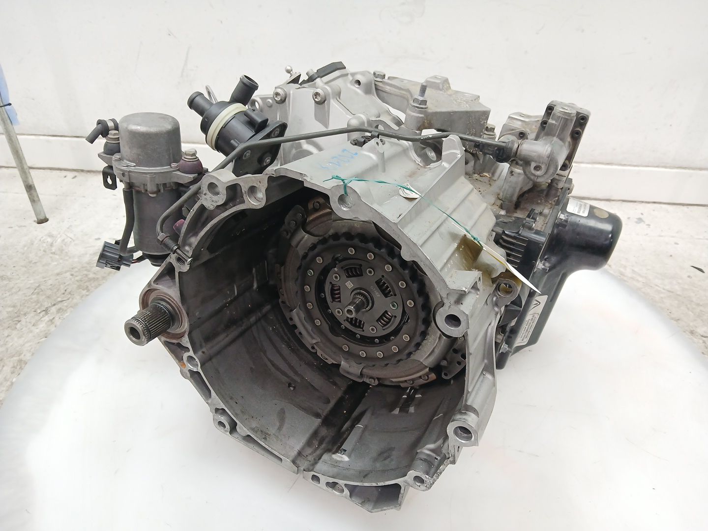 Manual gearbox VW JETTA IV (162, 163, AV3, AV2) 1.4 TSI Hybrid 23038395 ...