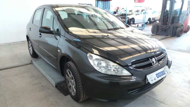 Aleta delantera derecha PEUGEOT 307 (3A/C) 1.6 HDi 2442795 | B-Parts
