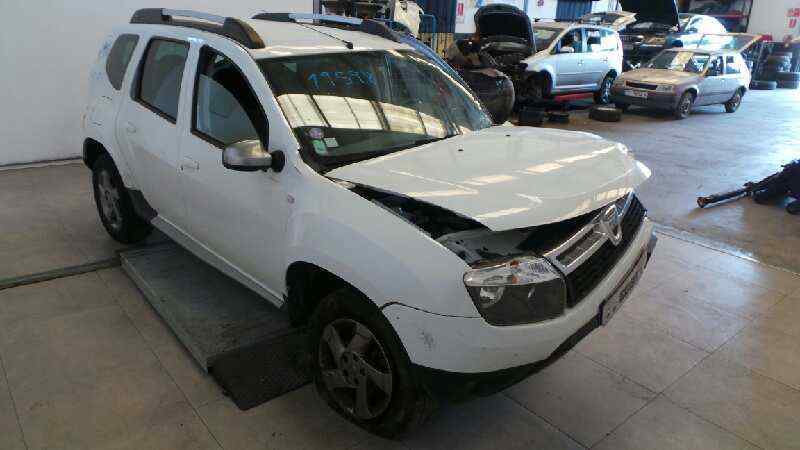 Pompe à carburant DACIA DUSTER (HS_) 4250017 | B-Parts