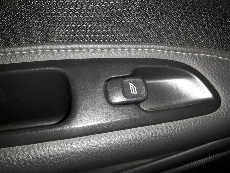 Left rear window switch VOLVO S60 I (384) 2.4 30658696 | B-Parts