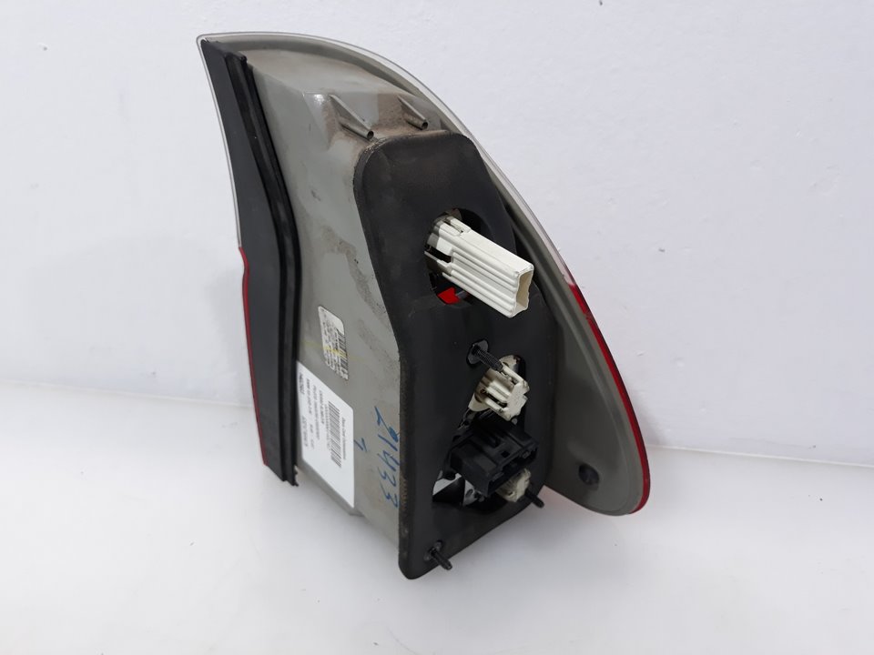 Left taillight BMW X5 (E53) 3.0 d 10117858 | B-Parts