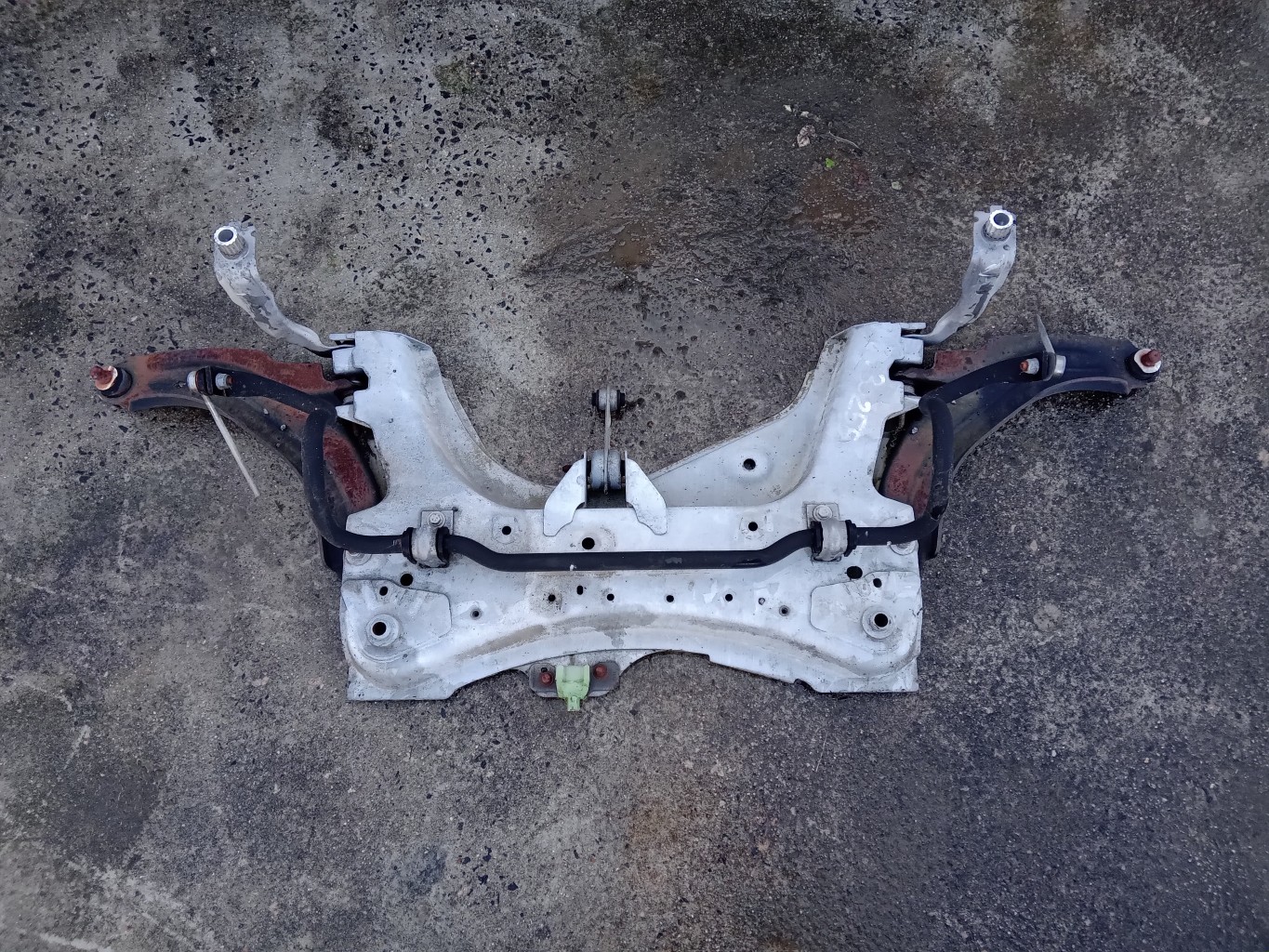 Subframe RENAULT CLIO IV (BH_) 0.9 TCe 90 (BHNF, BHMA, BHMH, BHJK, BHJR ...
