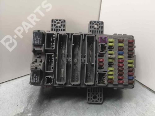 Fuse box HONDA CIVIC VIII Hatchback (FN, FK) 2.2 CTDi (FK3) 11221672 ...