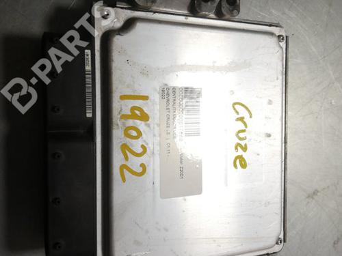Engine control unit (ECU) CHEVROLET CRUZE (J300) 2.0 CDI 9727510 | B-Parts