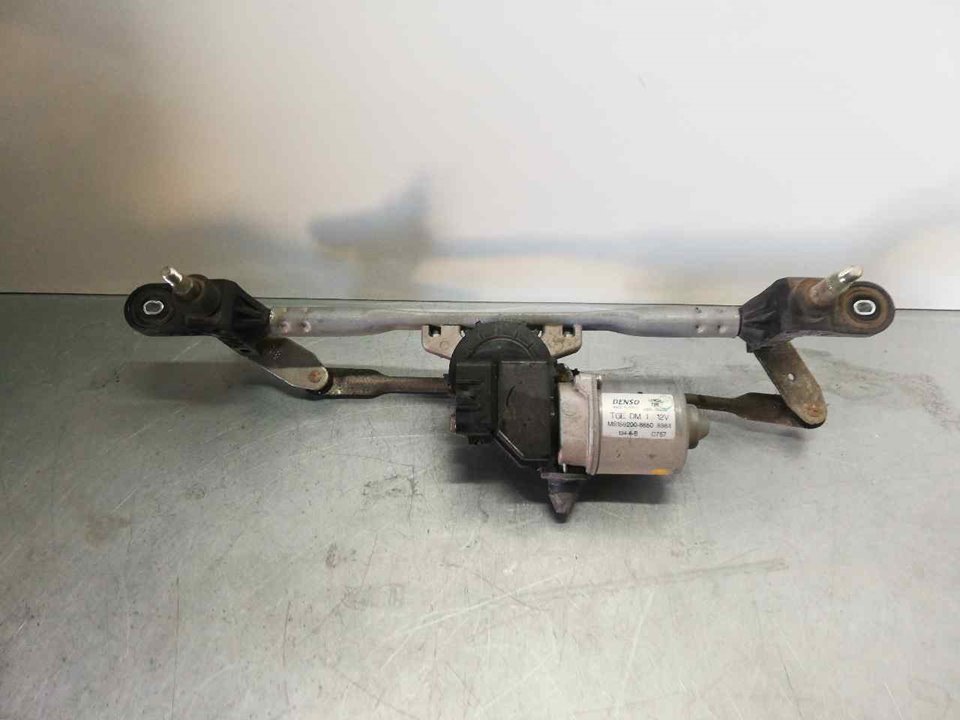 Front wiper motor FIAT 500 (312_) 1.2 (312AXA1A) 7676745 | B-Parts