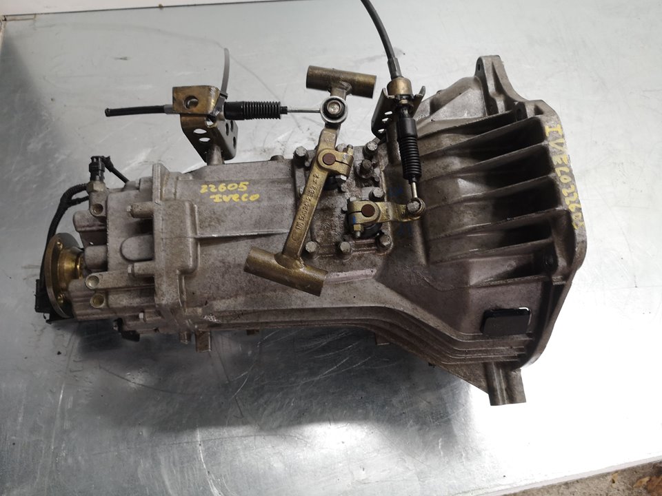 Manual gearbox IVECO DAILY III Van 35 C 12 V, 35 S 12 V (AGKA43A2 ...
