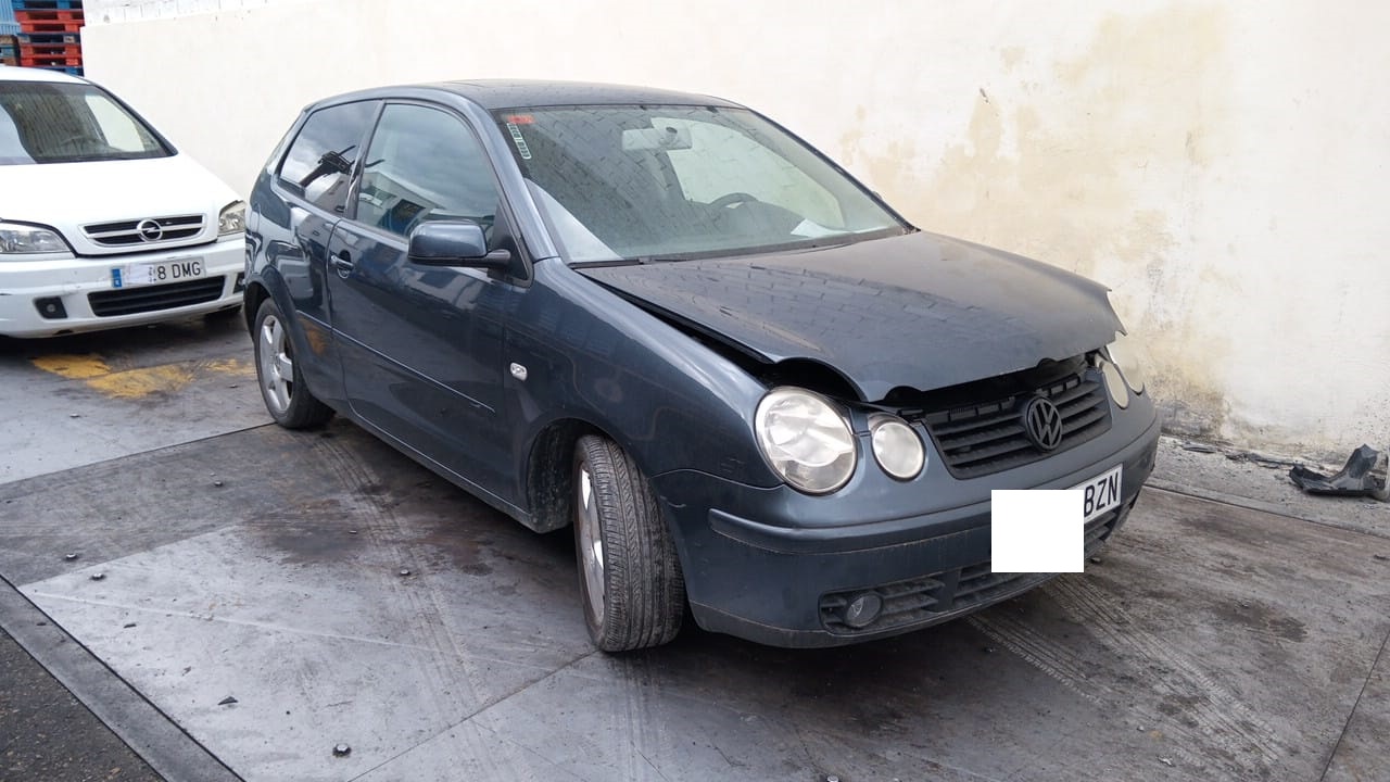 Left front window switch VW POLO (9N_) 1.9 TDI 7459292 | B-Parts