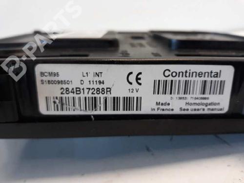 Fuse box RENAULT MEGANE III Hatchback (BZ0/1_, B3_) 1.5 dCi (BZ09, BZ0D ...