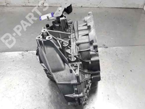Manual gearbox MERCEDES-BENZ CLA Coupe (C117) CLA 180 (117.342) 4802705 ...