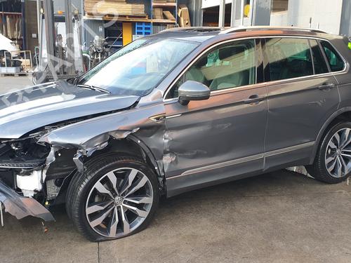 Sunroof VW TIGUAN (AD1, AX1) 2.0 TDI 10740931 | B-Parts