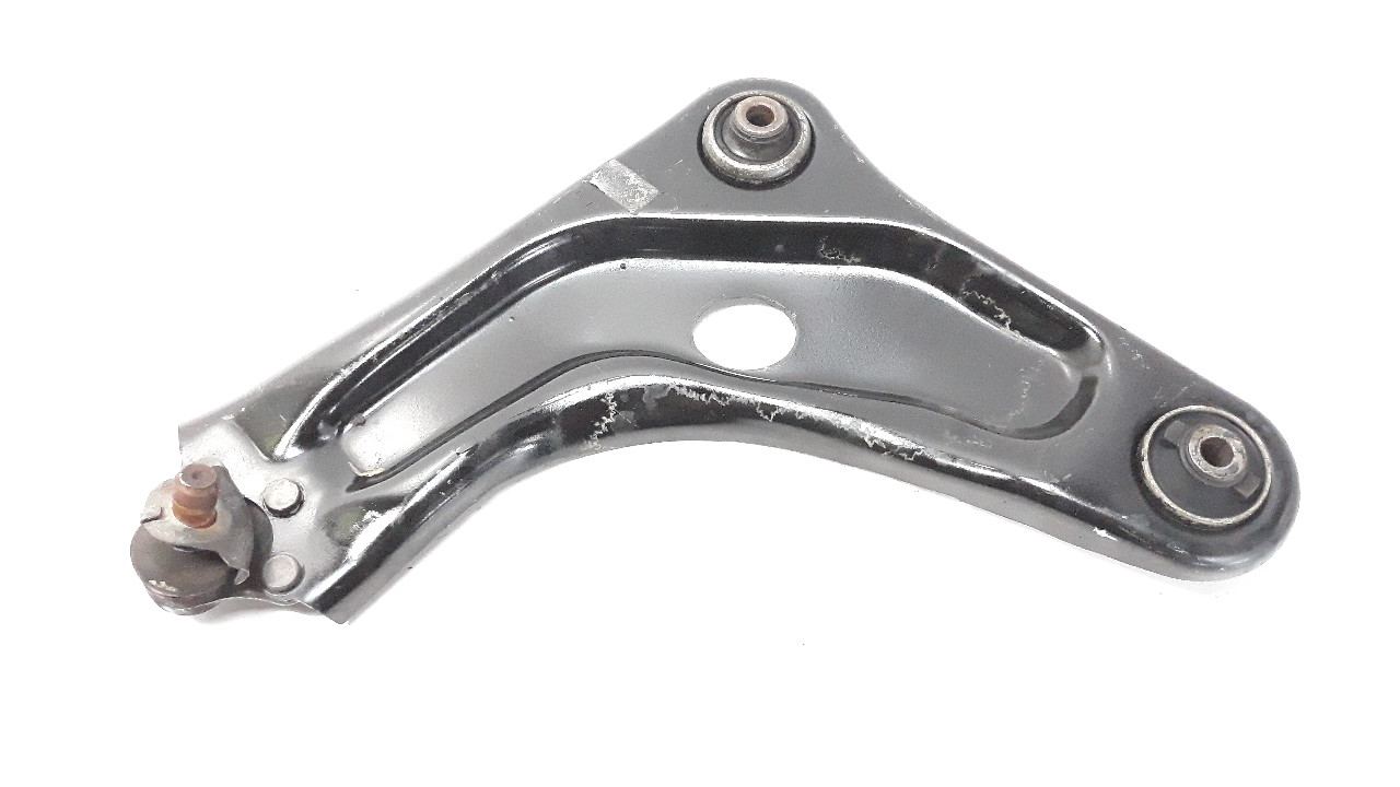 Left front suspension arm CITROËN C-ELYSEE (DD_) 7562225 | B-Parts