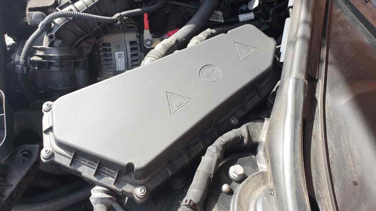 Fuse box BMW 3 (F30, F80) 318 d 8657464 | B-Parts