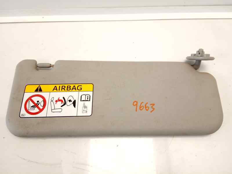 Right sun visor TOYOTA HILUX VIII Pickup (_N1_) 2.4 D 4WD (GUN125 ...