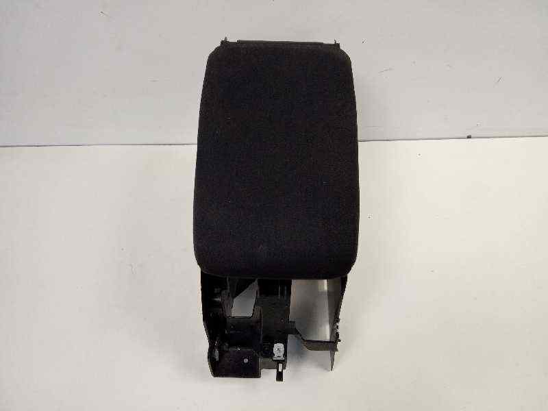 Armrest / Center console VW GOLF VI (5K1) 1.6 TDI 7154389 | B-Parts