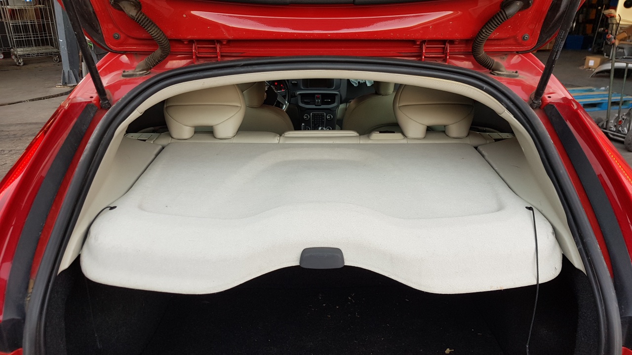 Rear parcel shelf VOLVO V40 Hatchback (525) D2 8661975 | B-Parts