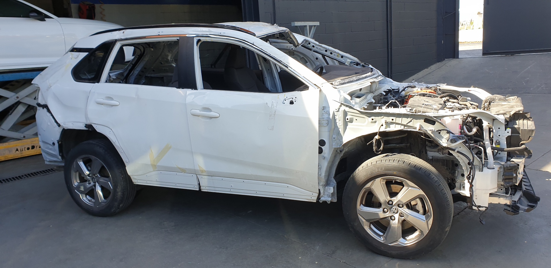 Rear differential TOYOTA RAV 4 V (_A5_, _H5_) 12541921 | B-Parts