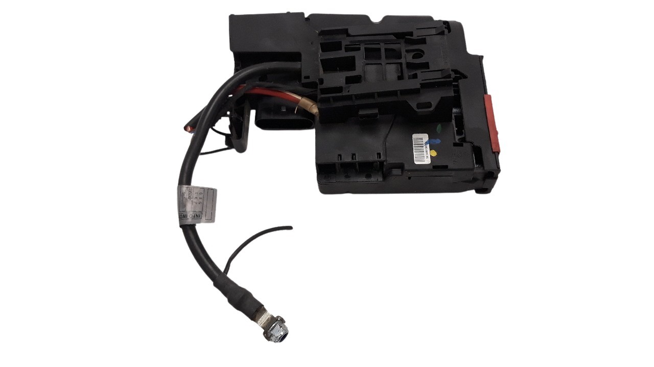 Fuse box MERCEDES-BENZ C-CLASS (W204) C 220 CDI (204.002) 7532283 | B-Parts