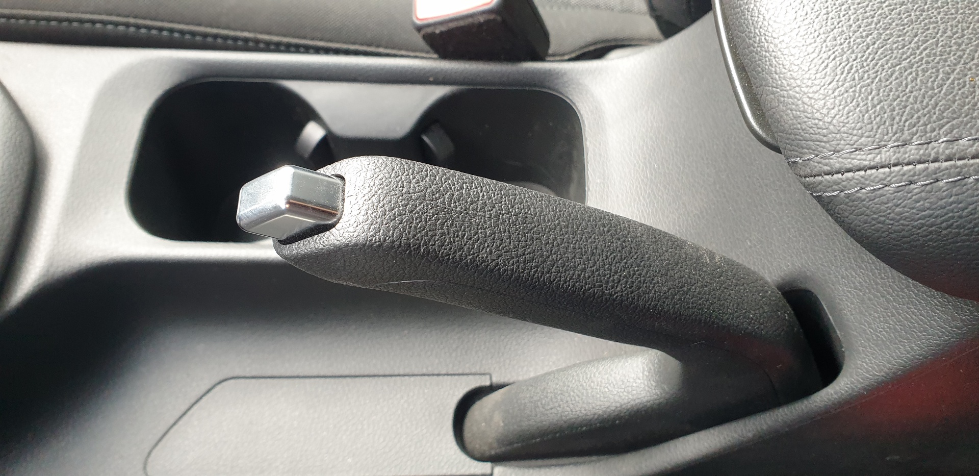 Hand brake HYUNDAI i30 (PDE, PD, PDEN) 17625734 | B-Parts