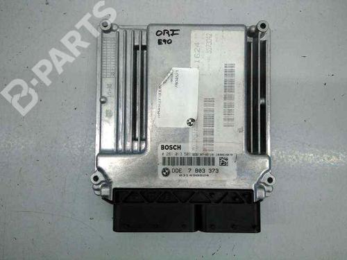Engine control unit (ECU) BMW 5 (E60) 520 d 4749512 | B-Parts