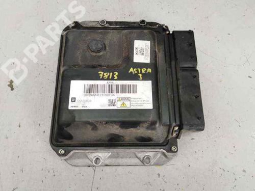Centralina motore OPEL ASTRA J (P10) 1.7 CDTI (68) 3113858 | B-Parts
