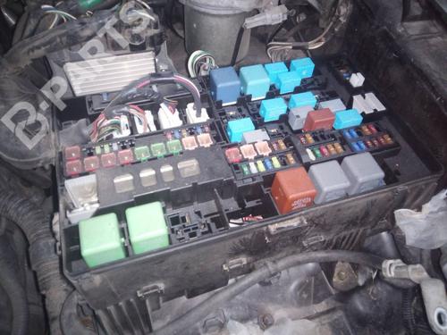 Fuse box TOYOTA LAND CRUISER 200 (_J2_) 4.5 D V8 (VDJ200) 10305384 | B ...