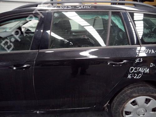 Puerta trasera izquierda SKODA OCTAVIA III Combi (5E5, 5E6) 1.4 TSI ...