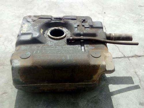 Fuel tank LAND ROVER DISCOVERY II (L318) 2.5 Td5 4x4 4906424 | B-Parts