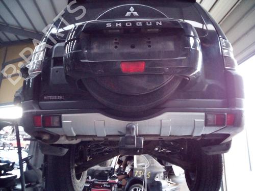Rear bumper MITSUBISHI PAJERO IV (V8_W, V9_W) 3.2 DI-D 4WD (V98W, V88W ...