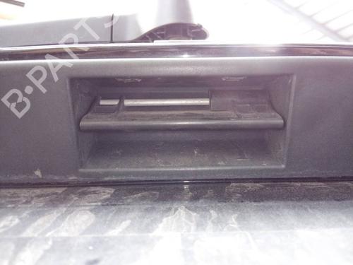 Tailgate handle VOLVO XC70 II (136) D5 AWD 6557692 | B-Parts