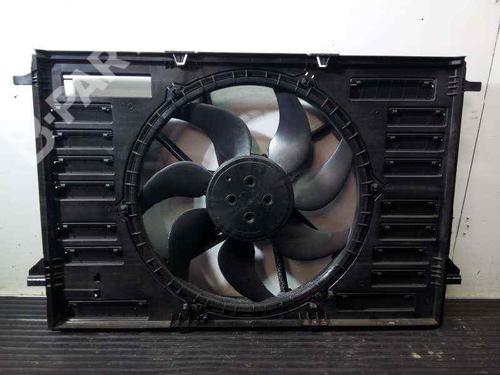 Radiator fan AUDI A4 B9 (8W2, 8WC) 2.0 TDI 5585840 | B-Parts