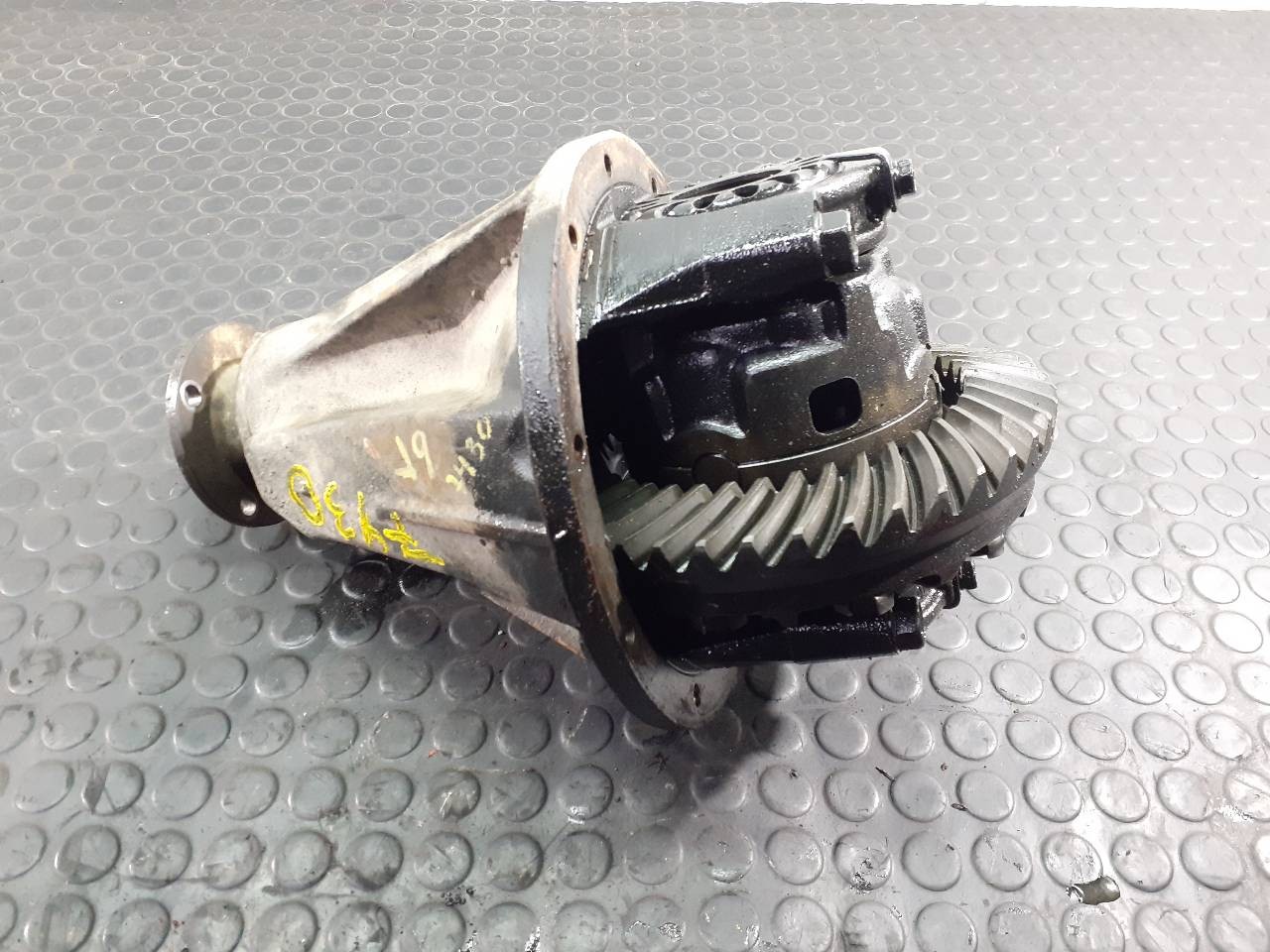 Rear differential TOYOTA LAND CRUISER 90 (_J9_) 3.0 TD (KZJ90_, KZJ95 ...