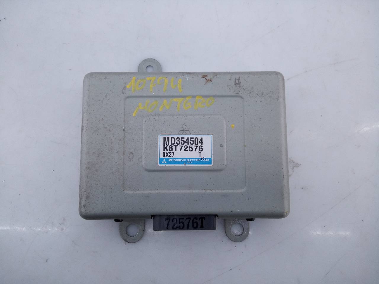 Engine control unit (ECU) MITSUBISHI PAJERO II (V3_W, V2_W, V4_W) 2.5 TD 4WD (V24C, V24W ...