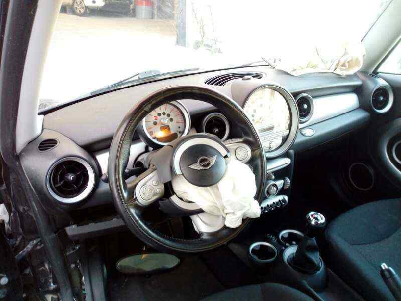 Fuse box MINI MINI (R56) One 61146906548 | B-Parts