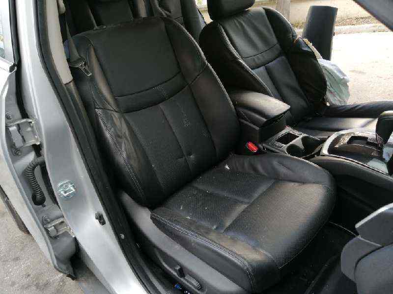 Front grille NISSAN X-TRAIL (T32_) 1.6 dCi (T32) 623104CE1B | P2-A2-39 ...