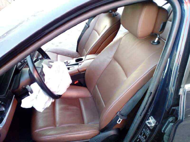 Puxador interior trás esquerdo BMW 5 (F10) 520 d 51217225689 | B-Parts