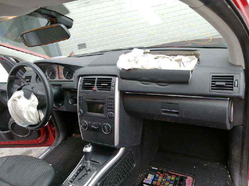 Fuse box MERCEDES-BENZ B-CLASS (W245) B 180 CDI (245.207) 0025451201 ...