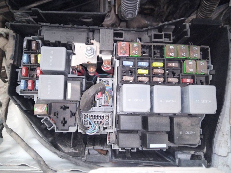 Fuse box LAND ROVER RANGE ROVER EVOQUE (L538) 2.2 D 9267823 | B-Parts