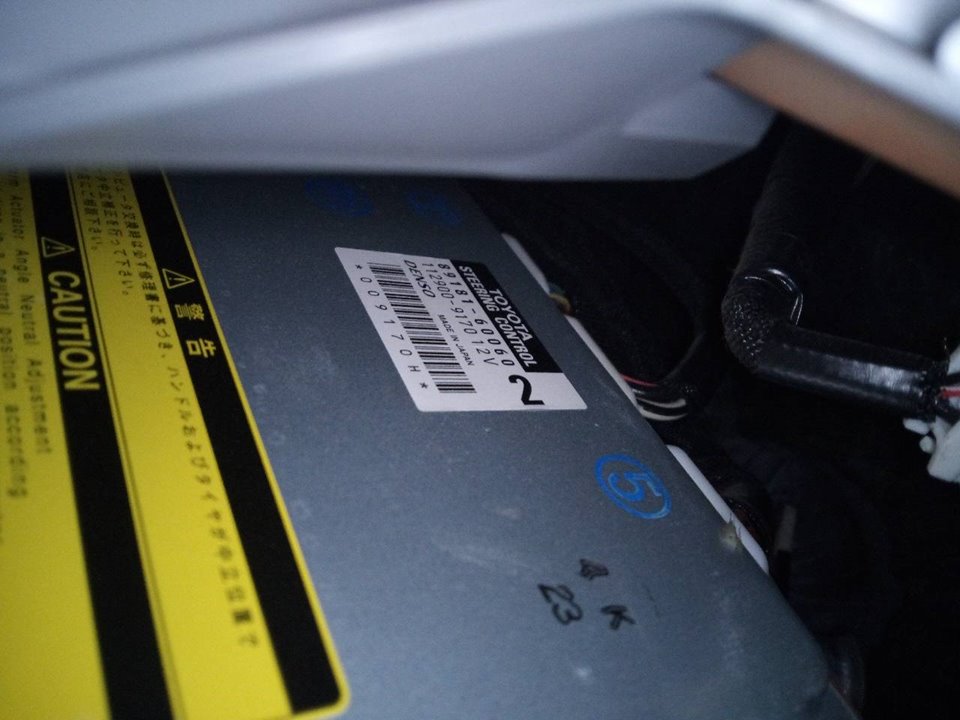 Engine control unit (ECU) TOYOTA LAND CRUISER 200 (_J2_) 4.5 D V8 ...