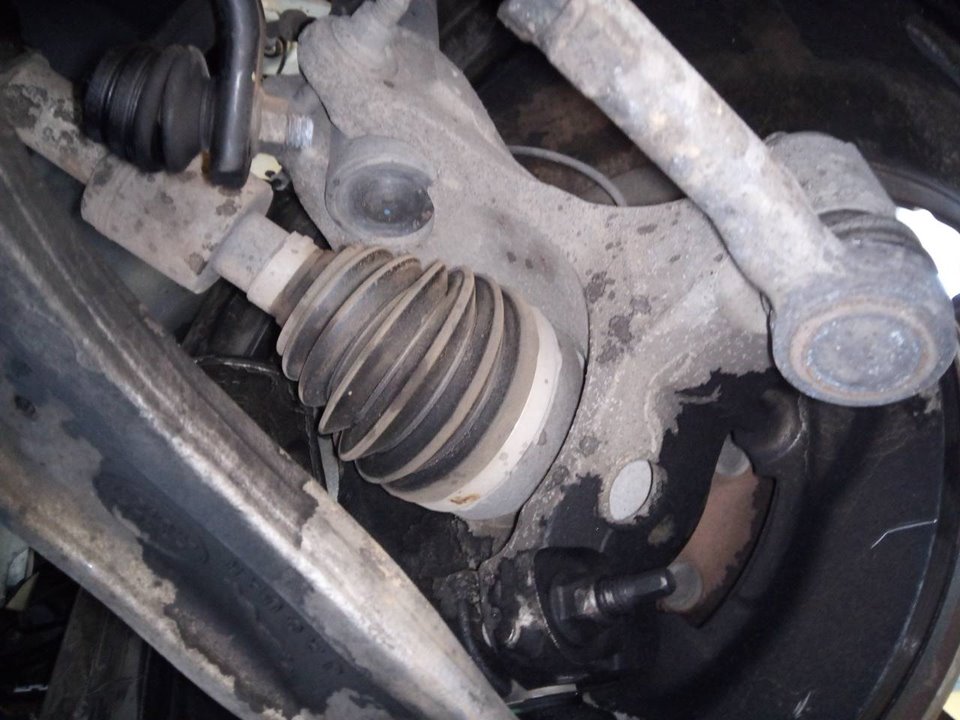 Right front steering knuckle LAND ROVER RANGE ROVER EVOQUE (L538) 2.0 D ...