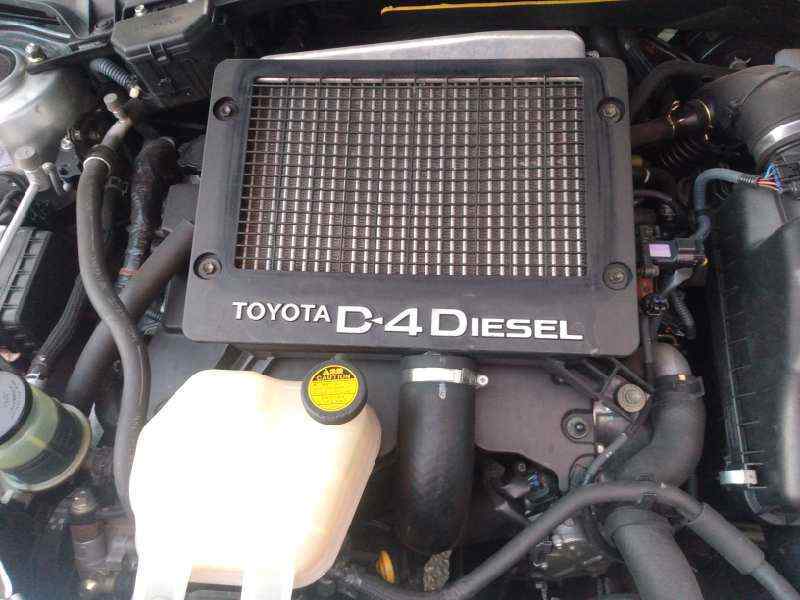 Bras de suspension arrière gauche TOYOTA RAV 4 II (_A2_) 2.0 D 4WD ...
