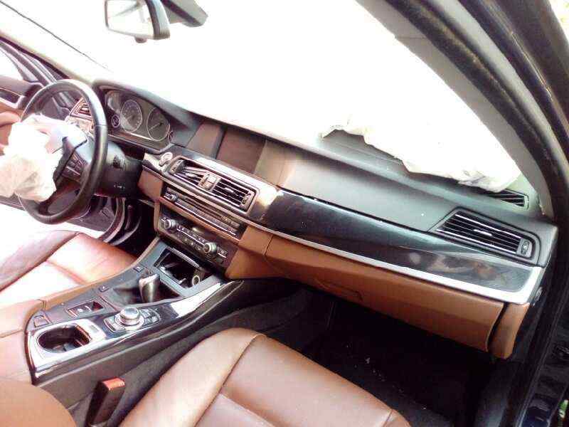 Puxador interior trás esquerdo BMW 5 (F10) 520 d 51217225689 | B-Parts