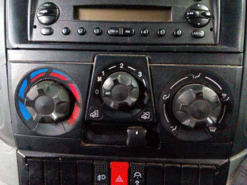 Climate control IVECO DAILY IV Van 4212990 | B-Parts