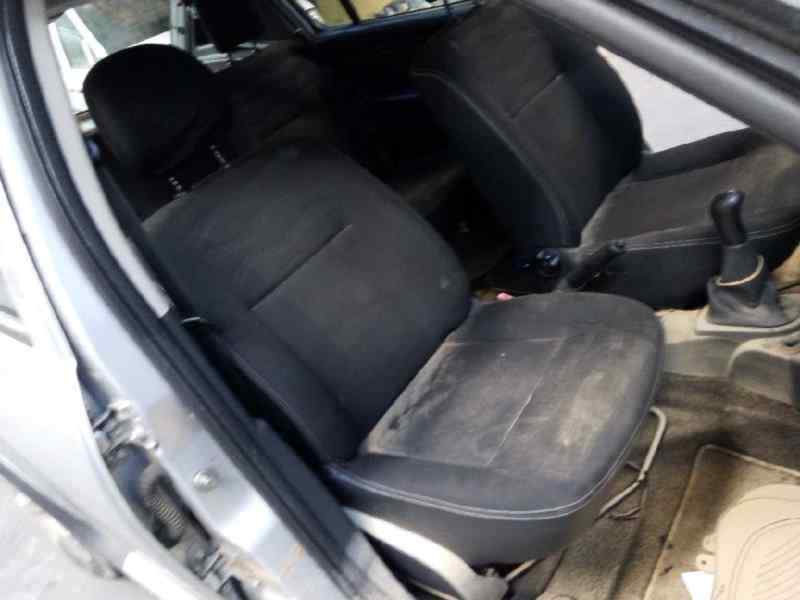 Front left lock DACIA SANDERO 1.5 dCi 8200735227 | B-Parts