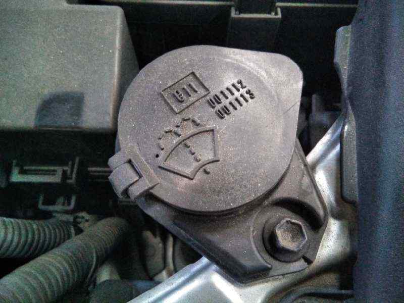 Windscreen washer tank LEXUS IS II (_E2_) 220d (ALE20) 7416166 | B-Parts