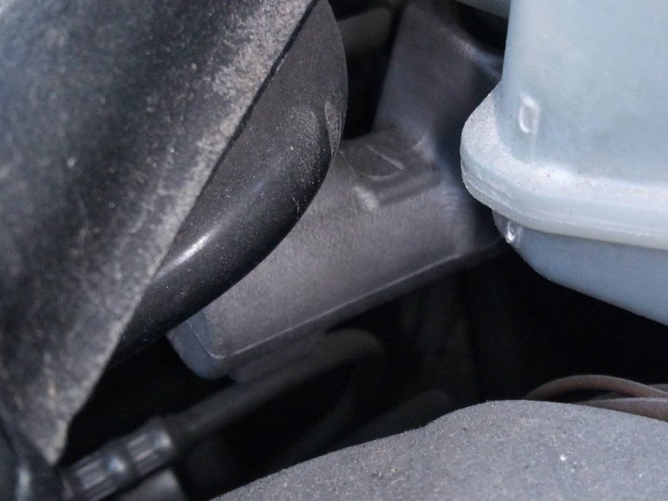 Brake master cylinder MERCEDES-BENZ C-CLASS (W204) C 200 CDI (204.001 ...