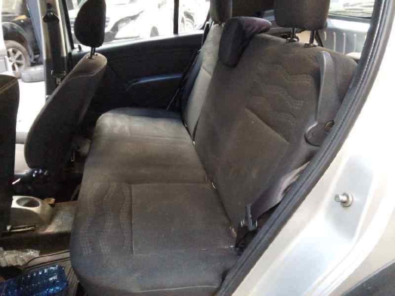 Front left lock DACIA SANDERO 1.5 dCi 8200735227 | B-Parts