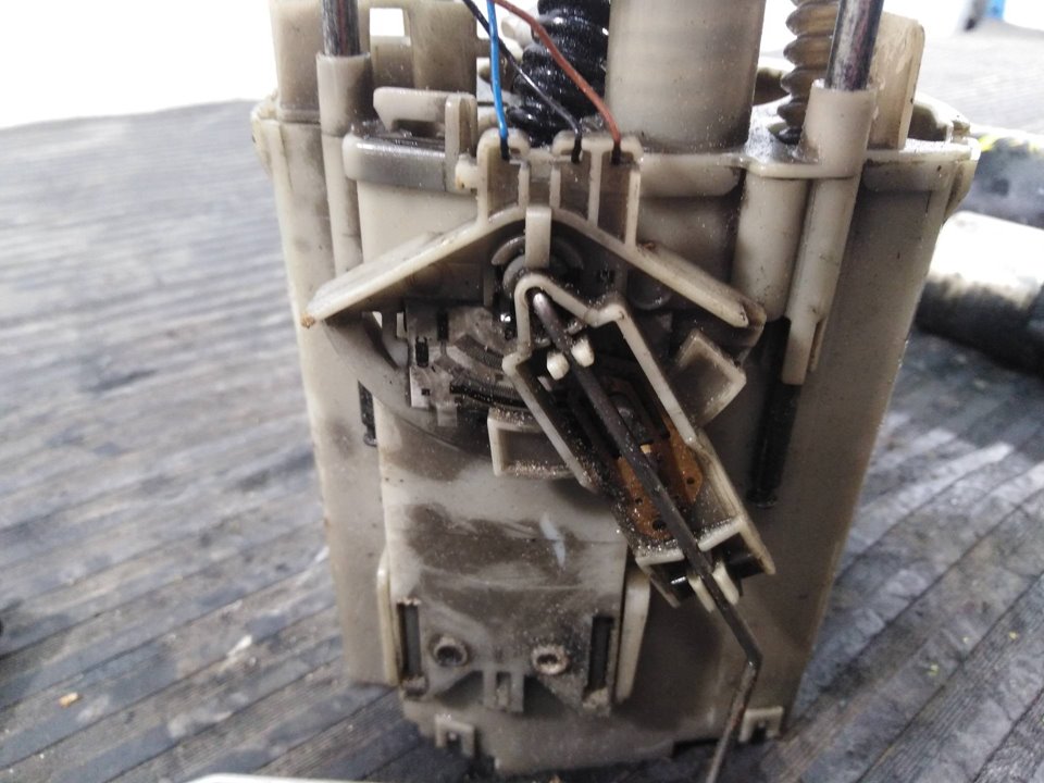 Fuel pump VW PASSAT B6 Variant (3C5) 1.9 TDI 6316137 | B-Parts